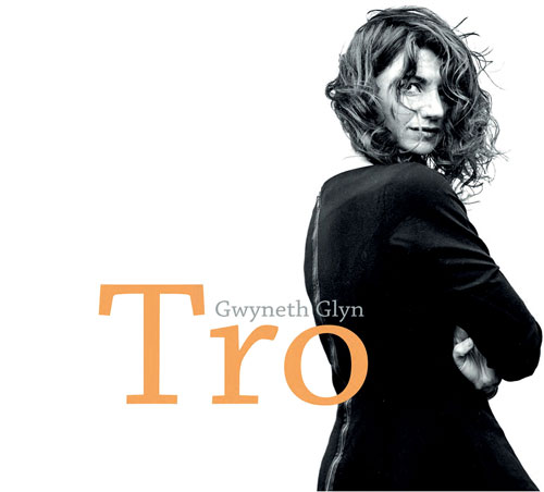 Gwyneth Glyn | World Music Central.org